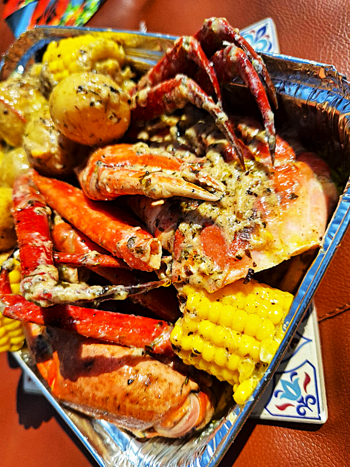 Lobster Tavern | Fresh Seafood & Fine Dining Experience